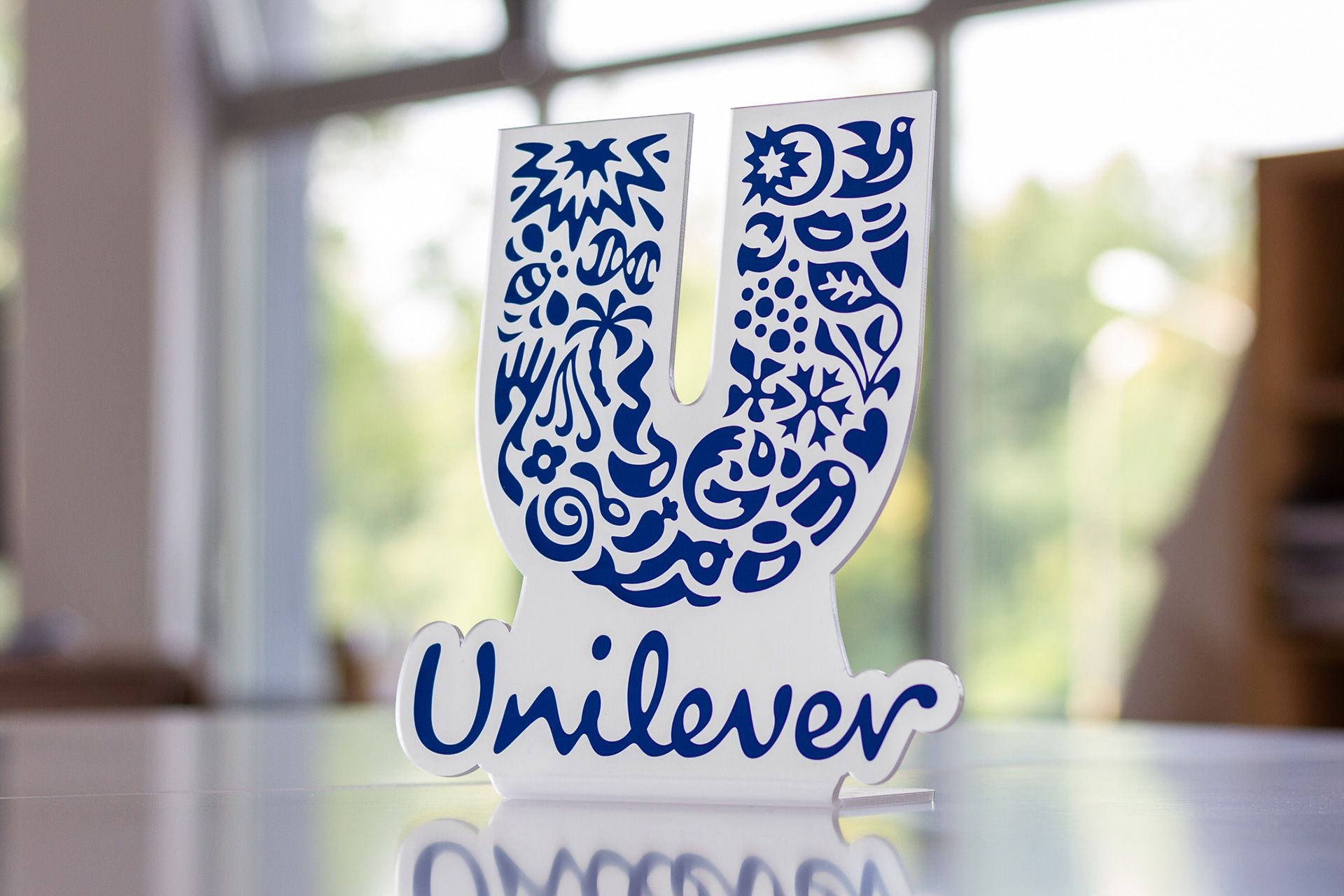 Glass awards, metal trophies, Laser 3D crystal engraving | Glasso Group ...