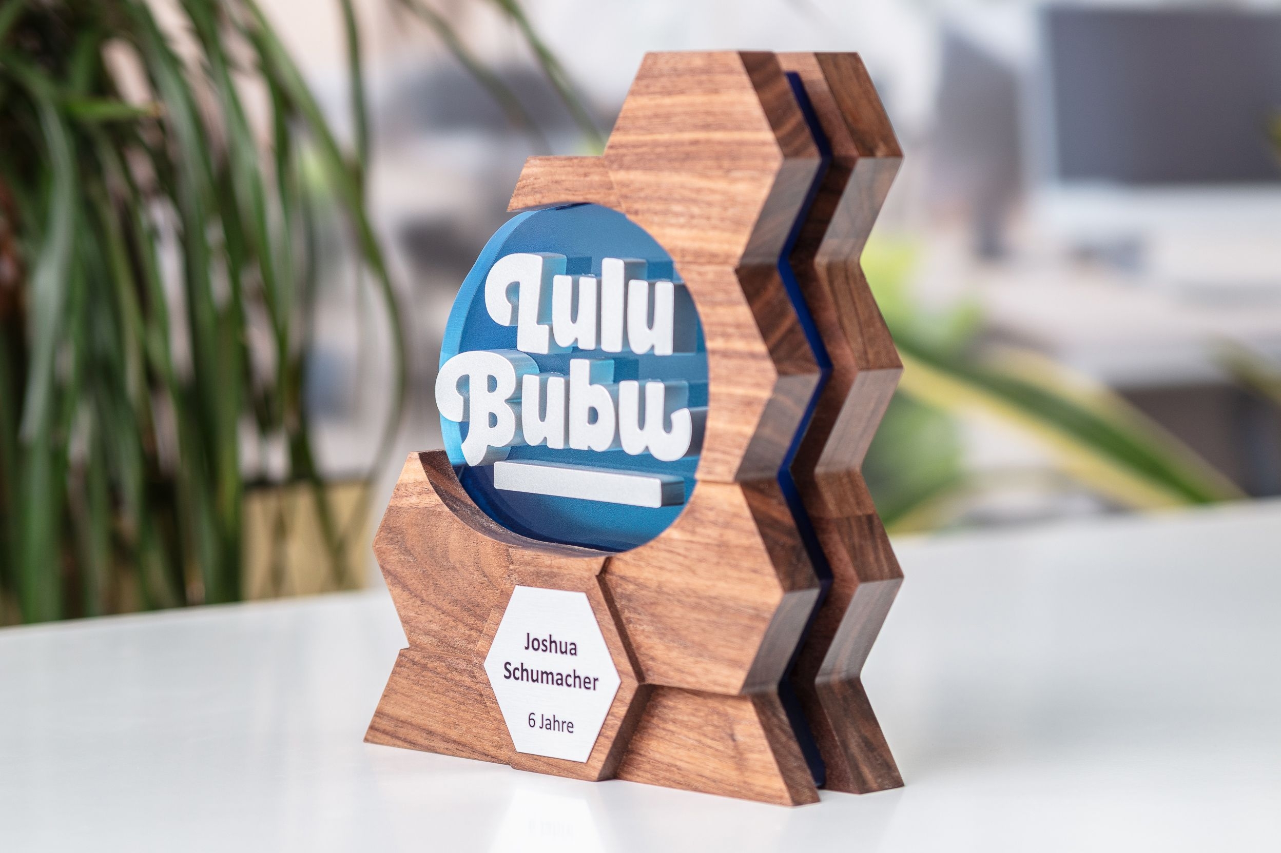 Glass awards, metal trophies, Laser 3D crystal engraving | Glasso Group ...